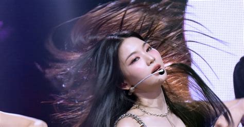 [md포토] 스테이씨 아이사 아름답게 휘날리는 생머리