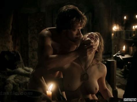 Esme Bianco Nude Cumception