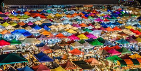 ตลาดนัดบางปะอินขายทุกอย่าง