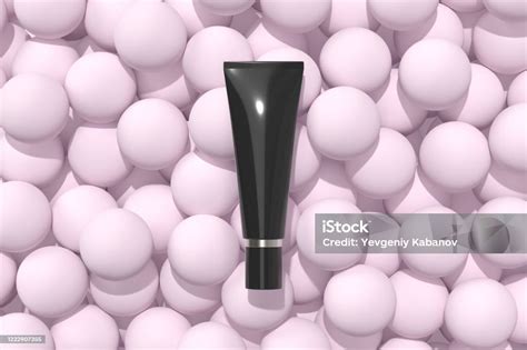 화장품 포장 천연 유기농 페이스 크림 마스크 모형 분홍색 배경에 검은 플라스틱 화장품 튜브의 상단보기 뷰티 컨셉 사실적인 3d