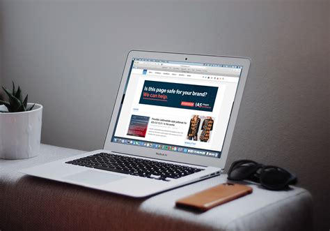 How To Merge Separate Safari Windows Into One On Mac