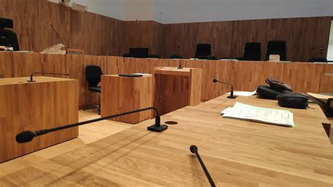 Assises Du Finistère Qui Est Le Quadragénaire Accusé De Tentative De