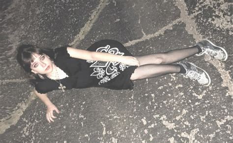 Pin By Rio On Solya Music People Underrated Artists Music Artists