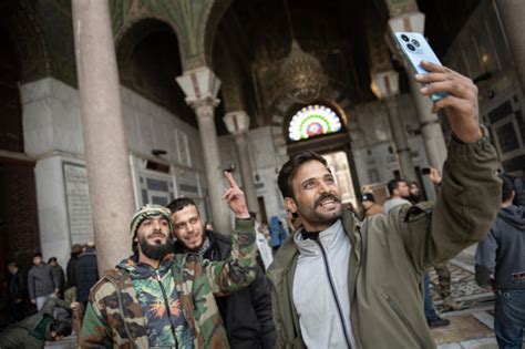 シリア暫定政府樹立方針、円滑な権力移譲焦点 反対勢力、政権側と協議｜室蘭民報社 電子版