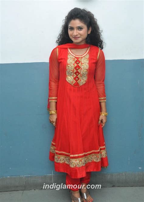 Vishnu Priya Actress Hd Photos Images Pics And Stills Indiglamour Com