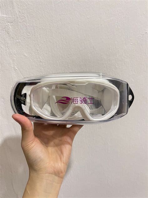 Logitec Mouse Envelop Fairy Wand Swimming Goggles Lego Basic Theory Driving Test Book