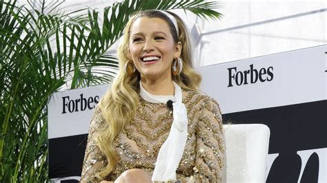 Blake Lively Está Embarazada Y Espera Su Cuarto Hijo Con Ryan Reynolds Glamour