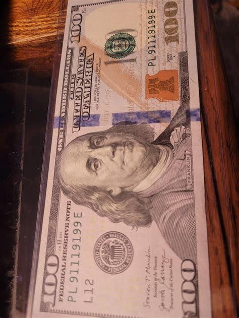 Binary Value R Bankstraphunting