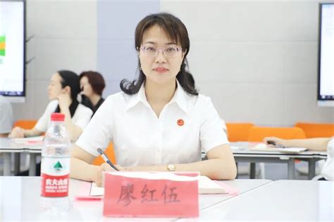 德国牙科技术协会中国区执行董事孙志成一行莅临我校指导工作 核工业卫生学校