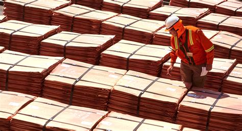 Хятадын эрэлт буурснаар зэсийн үнэ эргээд 9000 ам доллараас доош буулаа