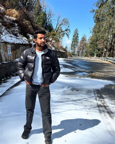 Mohit Azad Mohitazadofficial • Instagram Photos And Videos