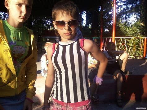 Мальчики переодетые в девочек Шорты фото