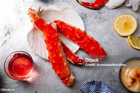 요리 게 방진 Aioli 소스와 레몬 조각과 금속 배경 복사 공간 최고 볼 수 있습니다 가락뼈에 대한 스톡 사진 및 기타 이미지 가락뼈 갈고리 발톱 건강한 식생활