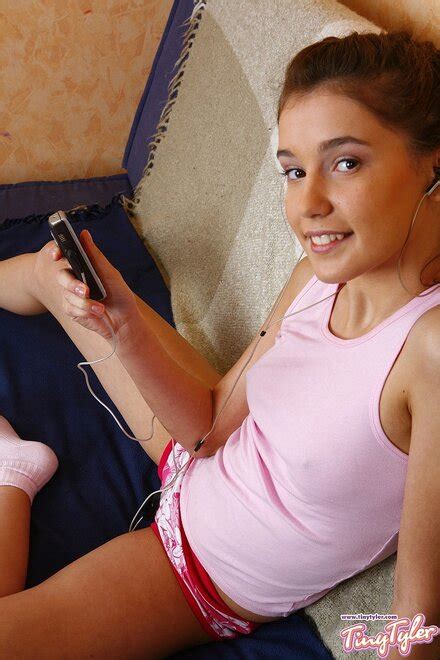 Tiny Tyler Mg3565 Porn Pic Eporner