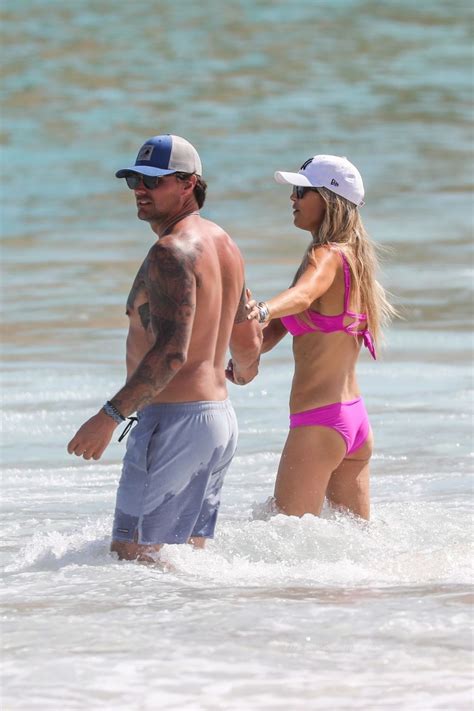 Christina Haack Looks Hot In A Pink Bikini On The Beach In Cabo Photos Pinayflixx Mega Leaks