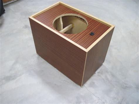 Subwoofer End Table — Macdiy