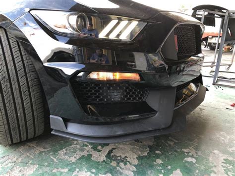 머스탱 작업사진 프론트 부착형 바디킷 사이드 부착형 바디킷 Tyche Design 티케 디자인