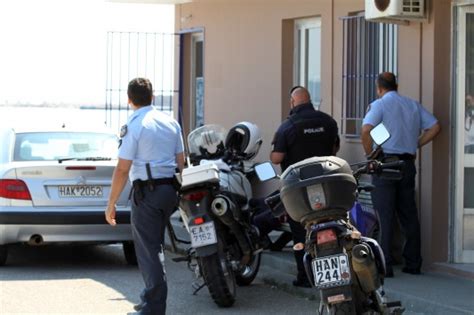 ΠΡΙΝ ΑΠΟ ΛΙΓΟ ΣΟΚ ΣΤΗΝ ΕΥΒΟΙΑ ΒΡΕΘΗΚΑΝ ΝΕΚΡΑ ΔΥΟ ΑΔΕΡΦΙΑ ΗΛΙΚΙΑΣ 75 ΚΑΙ 80 ΧΡΟΝΩΝ ΜΕΣΑ ΣΤΟ