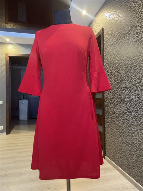 Коротка червона сукня — ціна 100 грн у каталозі Короткі сукні Купити жіночі речі за доступною