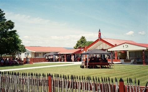 Te Whakat Hea S Decades Long Claim Finally Settled On Anniversary Of Treaty Signing Rnz News