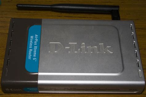 Inside The D Link AirPlus Xtreme G Wireless Router Dated 2005 InsideGadgets
