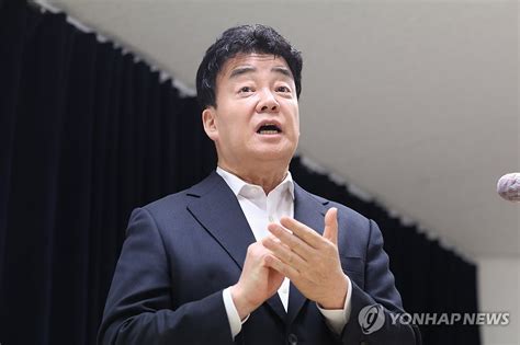방송활동 중단하는 백종원…흑백요리사2·장사천재는 어쩌나 연합뉴스