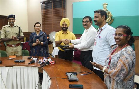 Goa Police Signs Mou With Gec To Enhance Randd Cyber Security Goemkarponn Goa News