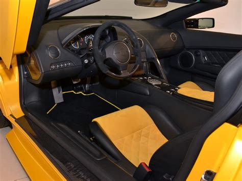 Lamborghini Murcielago Roadster Interior