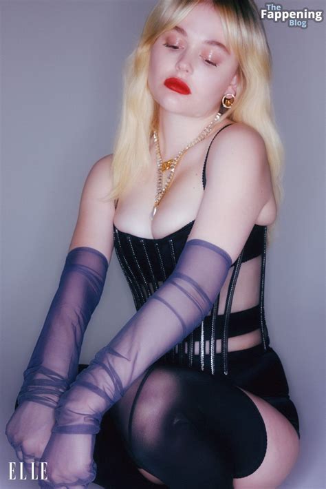 Emily Alyn Lind Sexy Elle Mexico Magazine March Issue Photos Thefappening