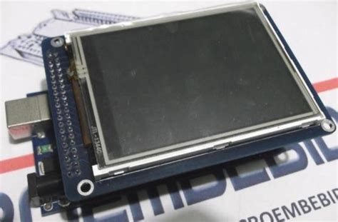 Módulo De Arduino Mega Junto A La Pantalla Táctil Tft De 320x240 Pixeles Download Scientific
