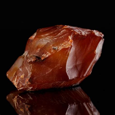 Камень Сердолик свойства кому подходит по знаку зодиака месторождения и фото