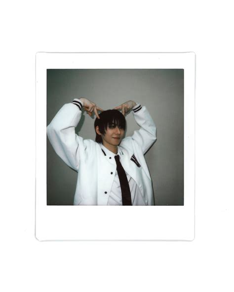 Ahof 아홉 유니버스 티켓이 준비한 크리스마스 선물이 도착했어요🎁 ⬆️레벨 스테이션⬆️ 불도저💥 Film Ver 권은형 Kwoneunhyung