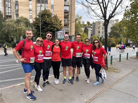 Се радуваме што бевме дел од Cкопскиот маратон 🏃‍♂️🏃‍♀️ Им честитаме на нашите колеги кои се