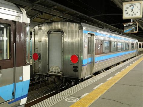 JR四国キハ185 1018が多度津工場へ回送 鉄道ホビダス