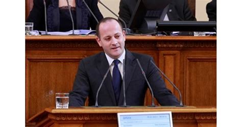 Радан Кънев потвърди че прави нова партия