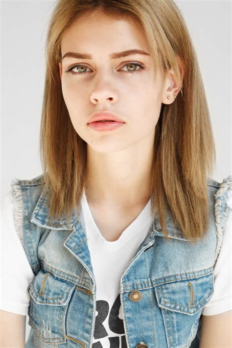 Diana B Gz Quest Artists Models