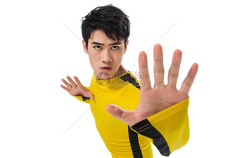 练武术功夫的青年男生高清图片下载 正版图片501927006 摄图网