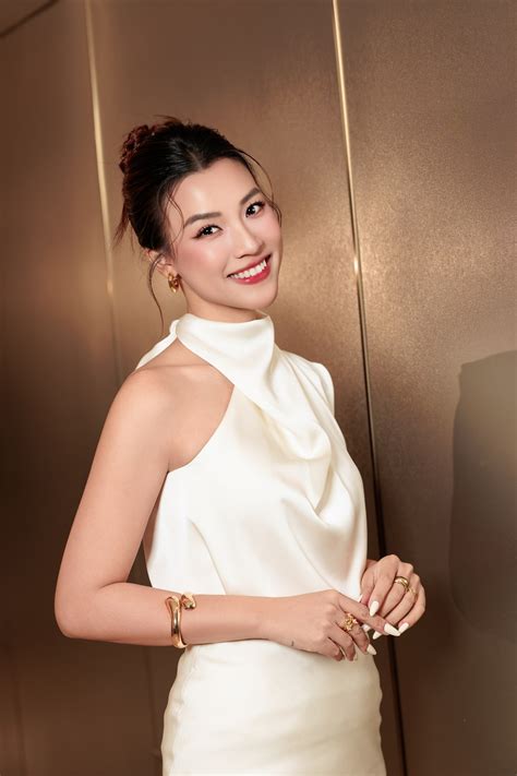 Mc Hoàng Oanh Tuổi 34 Nhan Sắc Thăng Hạng Dành Tất Cả Cho Con