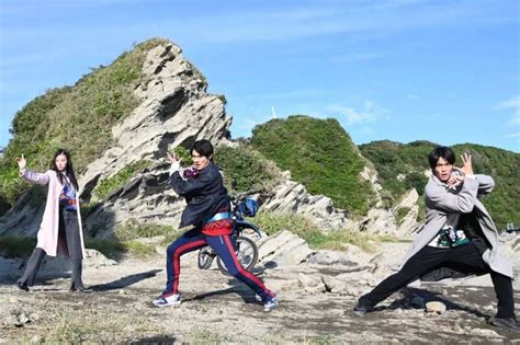 假面骑士geats冬季剧场版最新剧照公开，一辉拥有机车，geats剧组cosplay 萌次元