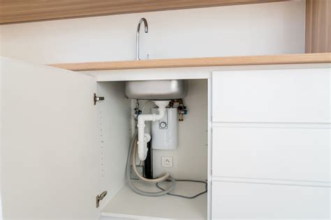 How To Turn Off Water Under Sink Without Valve Storables