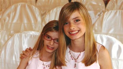 Born This Way Rare Form Of Dwarfism Sets Girl Apart From Twin Sister Fox News