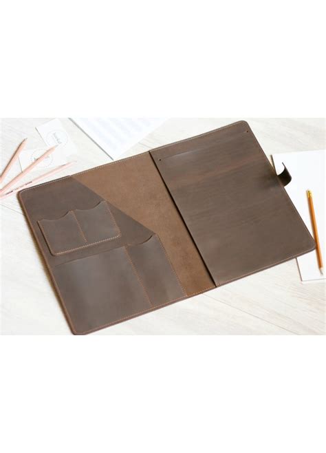 изделия из натуральной кожи для интерьера