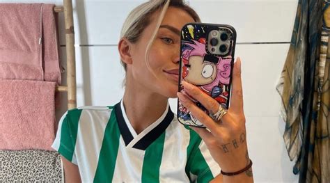 Jaimie Vaes Geeft De Liefde Opnieuw Een Kans “het Voelt Goed” Fem Fem