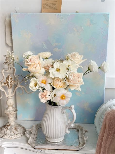 바닐라플레르ᰔᩚ 조화부케 조화소품 조화센터피스 🌸정원을 옮겨온 듯한 웨딩 아치🌸 자연스럽게 흐르는 곡선 파스텔 톤의 꽃들이 층층이 피어나는 비대칭 구조의 플라워