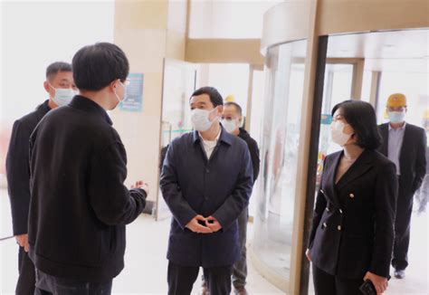 烟台栖霞市委书记包华实地督导疫情防控工作 山东站 中华网