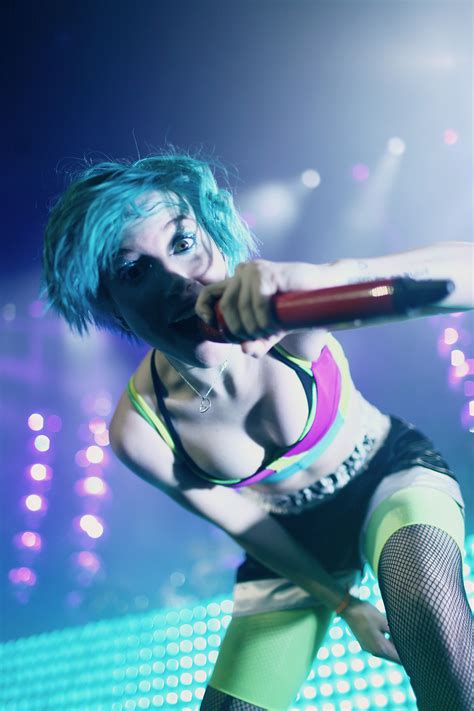 Hayley Williams Live Porn Pic