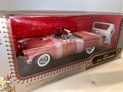 57 Ford Thunderbird 1 18 Echt Ledersitze No Greenlight Neu Gemäss