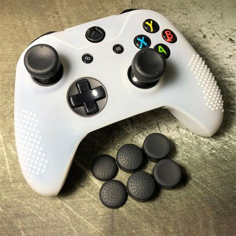 Bundle Of Silicone Rubber Skin Case Cover Analog Grips For Xbox One