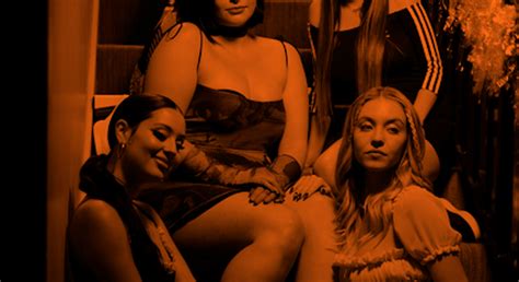 The Best Outfits From Euphoria Season 2 Episode 4