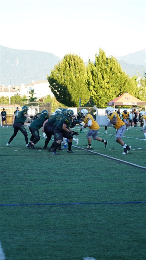 Valley Huskers Make History Beat Langley For First Time In History Fvn